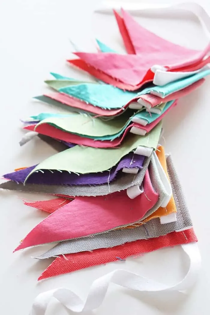 Denim Bunting Made from Old Jean Scraps (Easy!) - DIY Candy