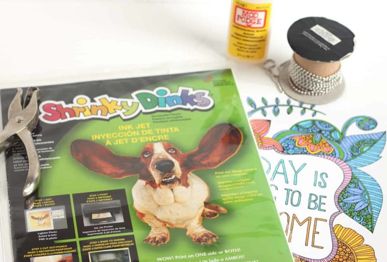 Easy Shrinky Dink Keychain with Coloring Pages - DIY Candy