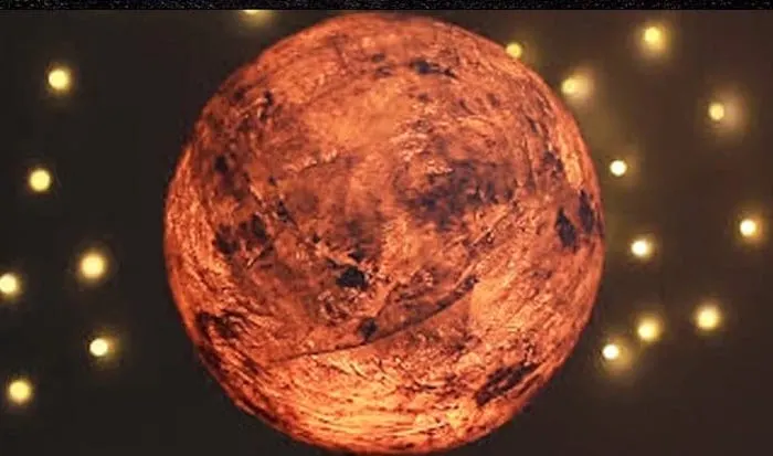 Moon Crafts to Celebrate the Lunar Landing - DIY Candy