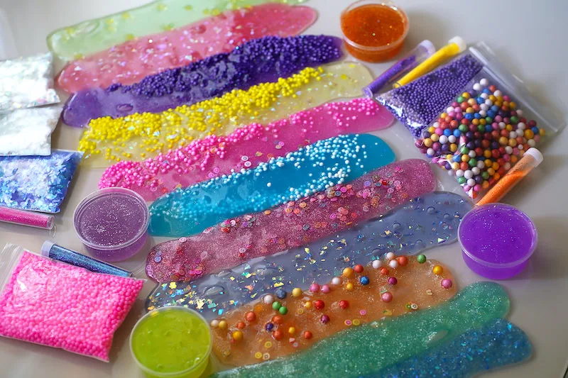 How to Make Slime with Laundry Detergent - DIY Candy