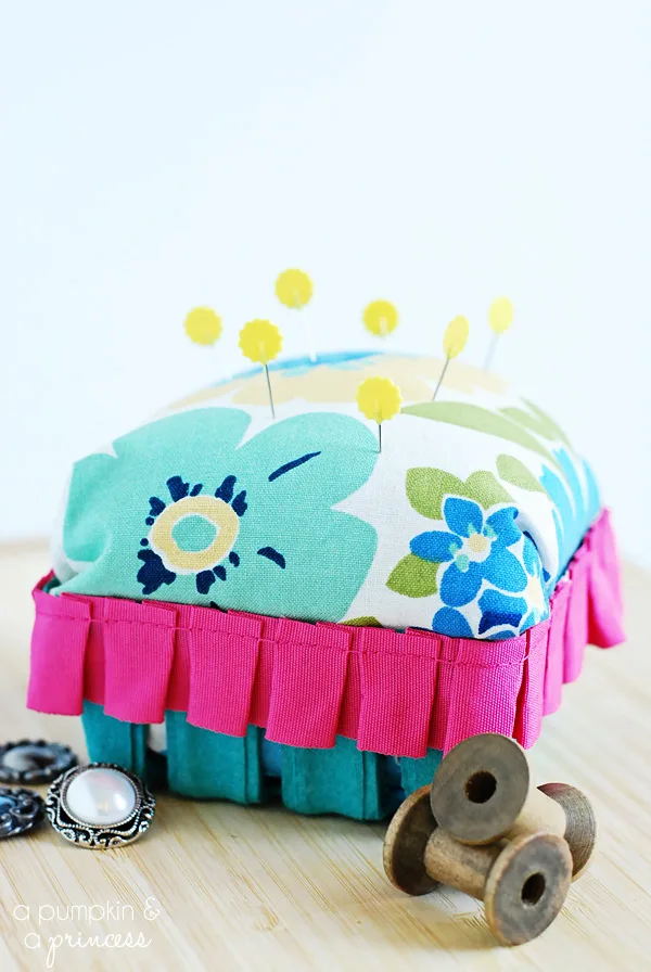 DIY Pincushions That Will Up Your Sewing Game - DIY Candy
