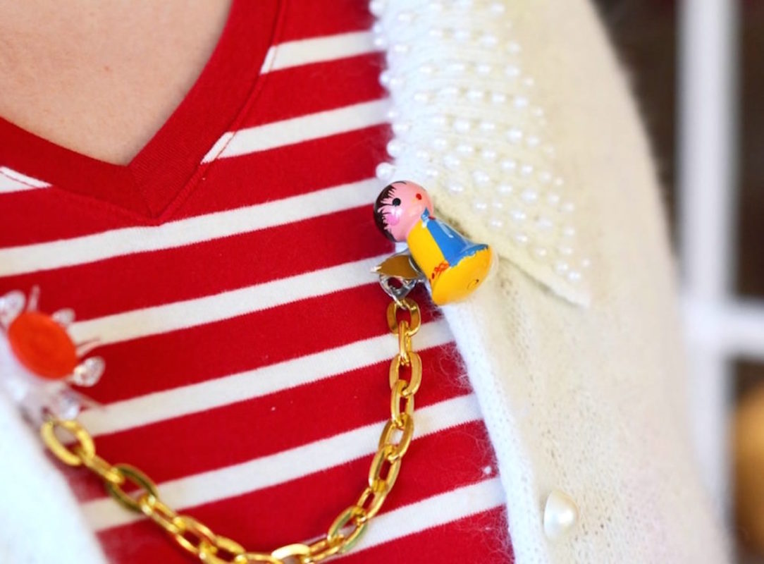 DIY Sweater Clips for Your Vintage Holiday Finest - DIY Candy