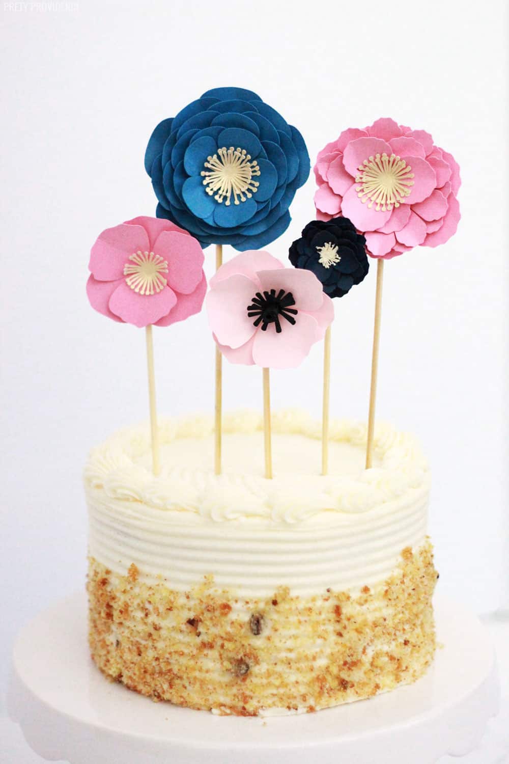 30+ DIY Cake Toppers That Will Impress Your Guests - DIY Candy