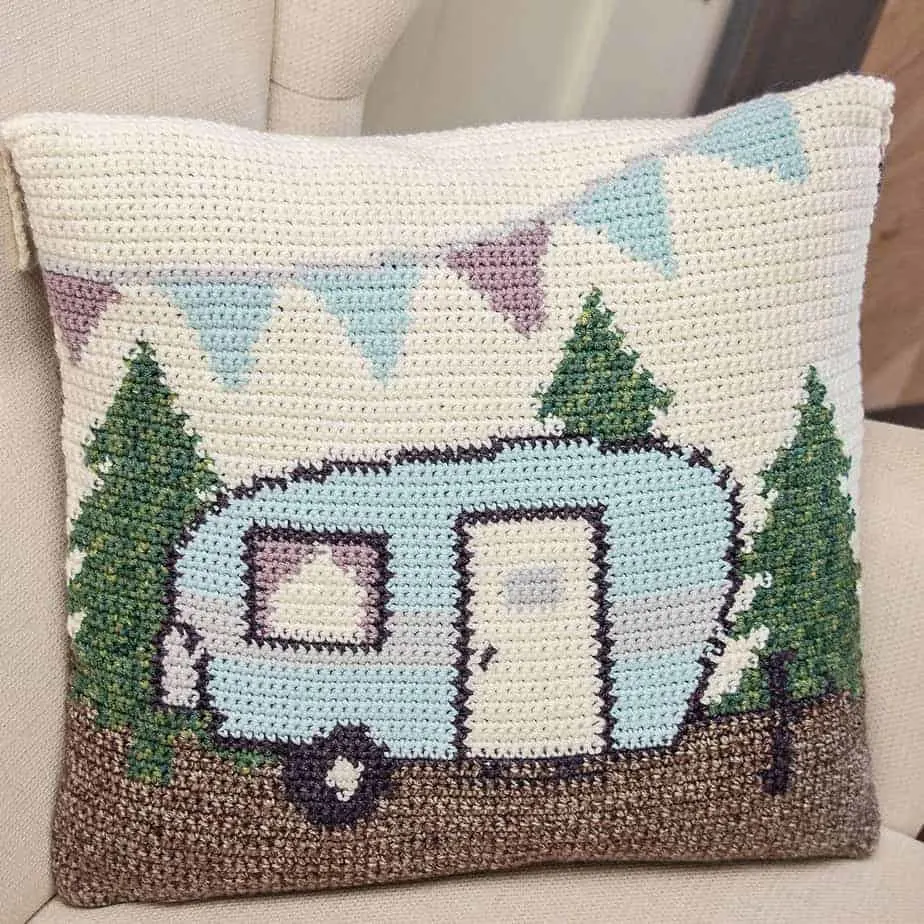 Vintage Camper Crafts: 30+ Super Cute Projects - DIY Candy