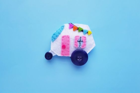 Vintage Camper Crafts: 30+ Super Cute Projects - DIY Candy