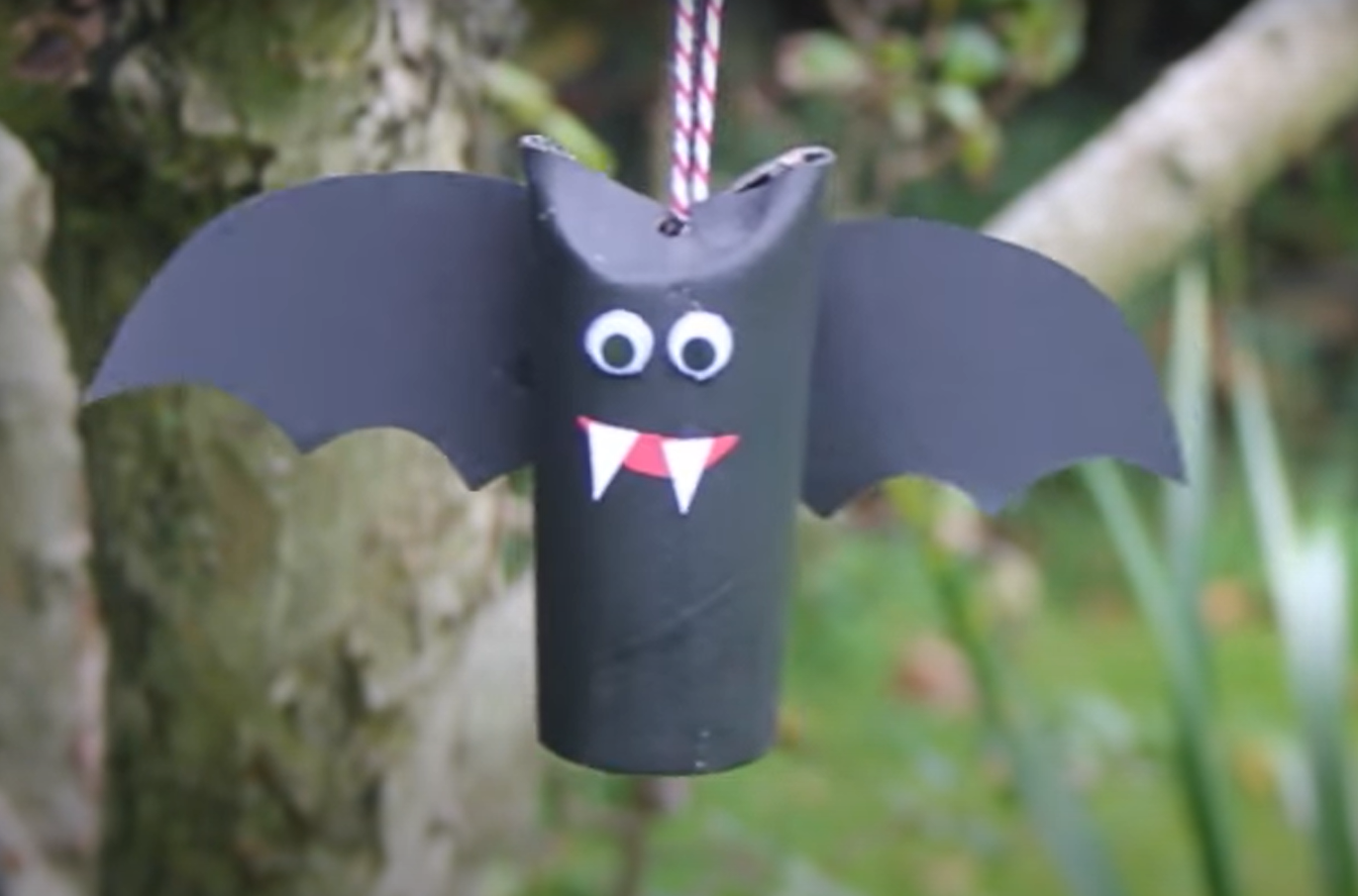 DIY Halloween Pinatas That Will Be a Big Hit! - DIY Candy