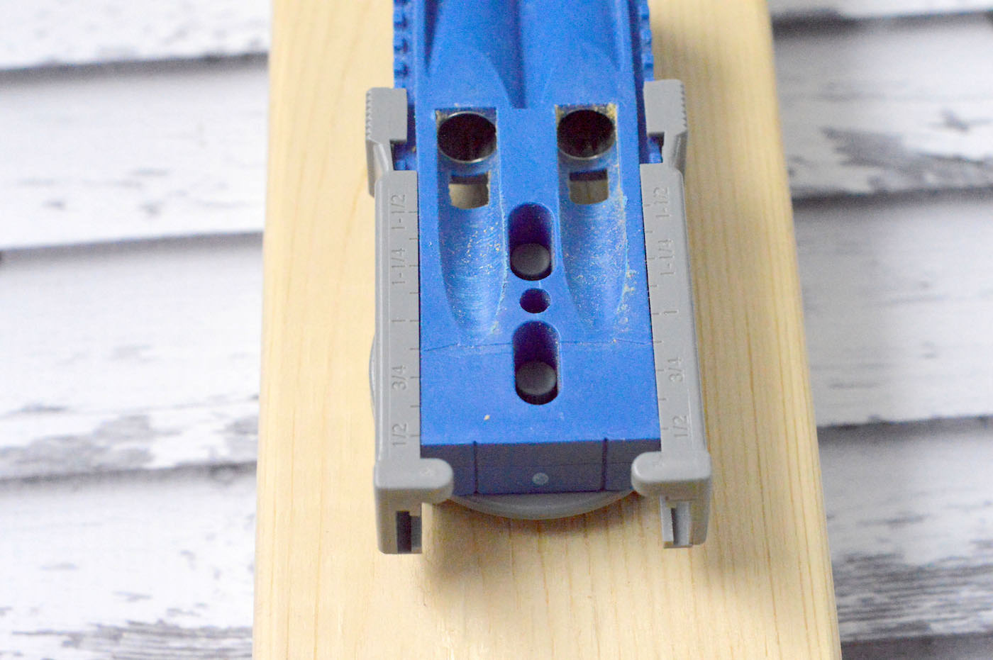 How to Use a Pocket Hole Jig (Kreg Jig) - DIY Candy