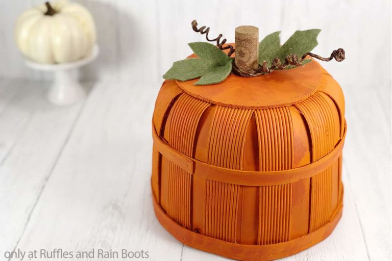 Fall Crafts for Adults: 40+ Easy and Creative Ideas - DIY Candy