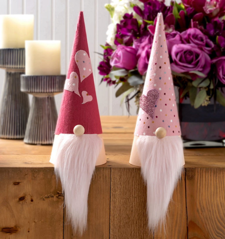 Valentine's Day Gnomes to Decorate Your Home - DIY Candy