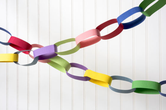 Paper Chain Made in Four Simple Steps - DIY Candy