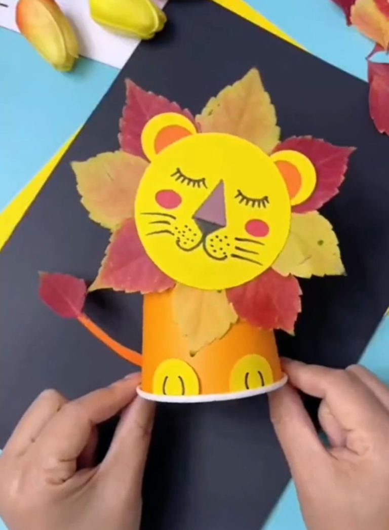 Lion Crafts for Kids - DIY Candy
