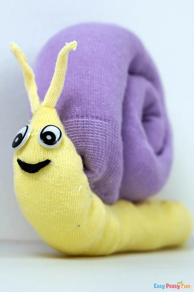 Sock Crafts for Both Kids & Adults! - DIY Candy