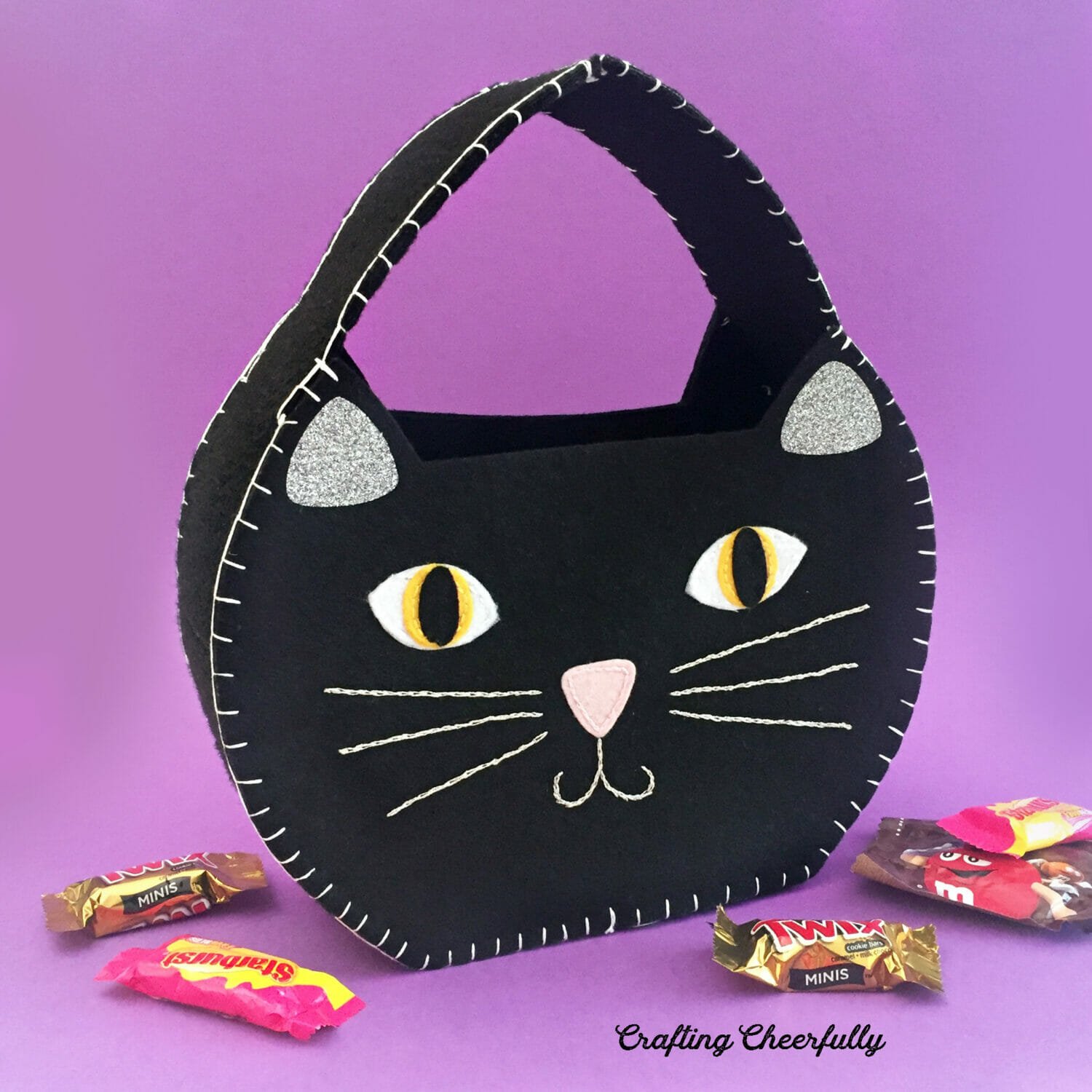 Black Cat Crafts: Purr-fect for Halloween & Beyond! - DIY Candy